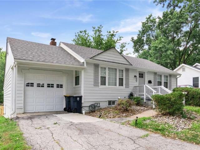 3121 NE 56th Street
