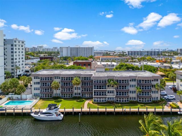 3121 NE 51st St, Unit 203E, Fort Lauderdale, FL 33308 | MLS #A11946 | Compass