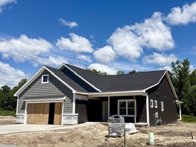 3121 Apple Ridge Ct, Midland, MI 48642