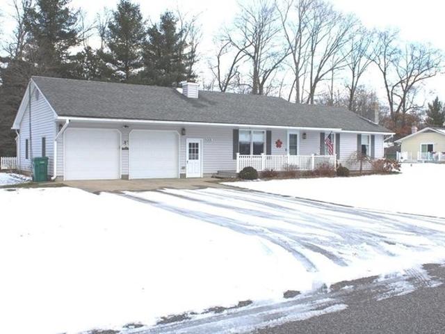 3121 Dale St, Harrison, MI 48625