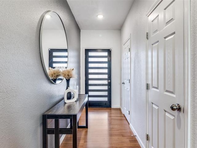 3121 Rutz St, Dallas, TX 75212 | MLS #21184