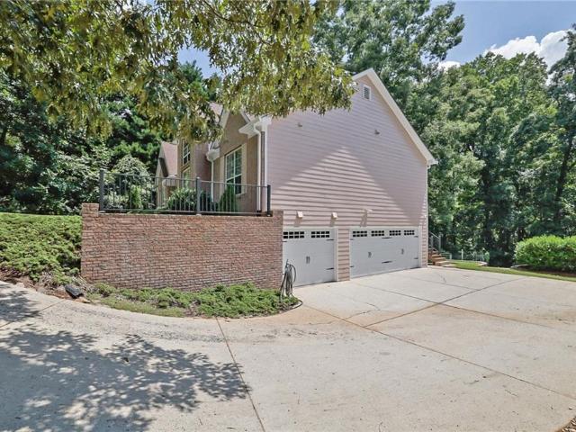 3121 Wildwood Road