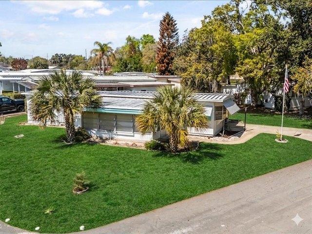 31227 Temple Ave, Tavares, FL 32778