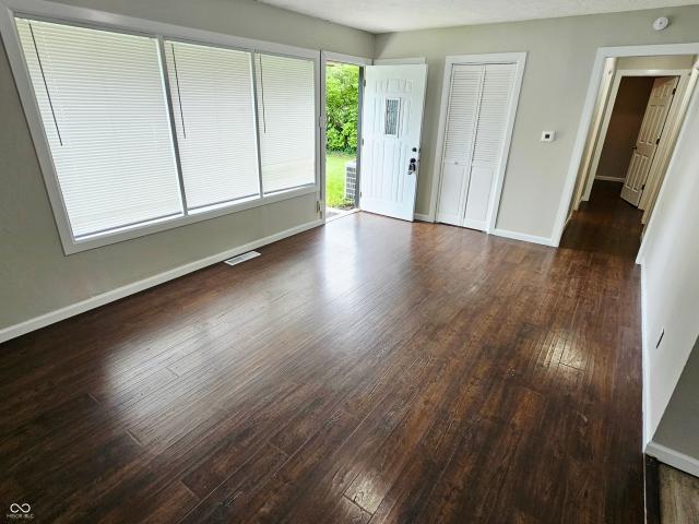 3122 Normandy Road