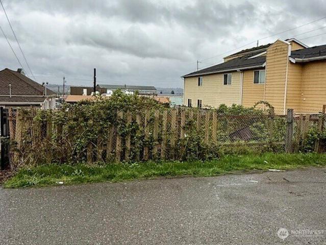3122 Broadway Ave Lots 15 & 16, Everett, WA 98201