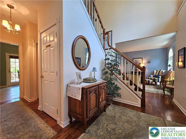 3122 Dogwood Lane