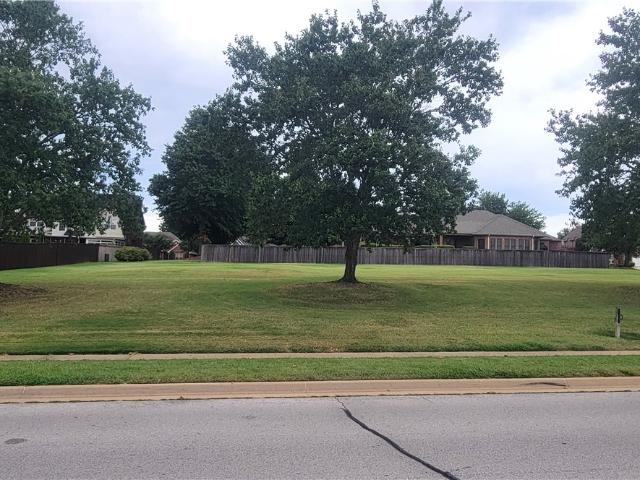 3122 E Hearthstone Drive