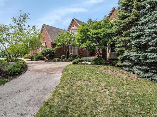 3122 Hedgewood Lane