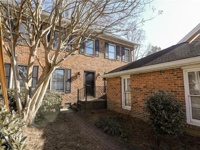 3122 Henderson Walk