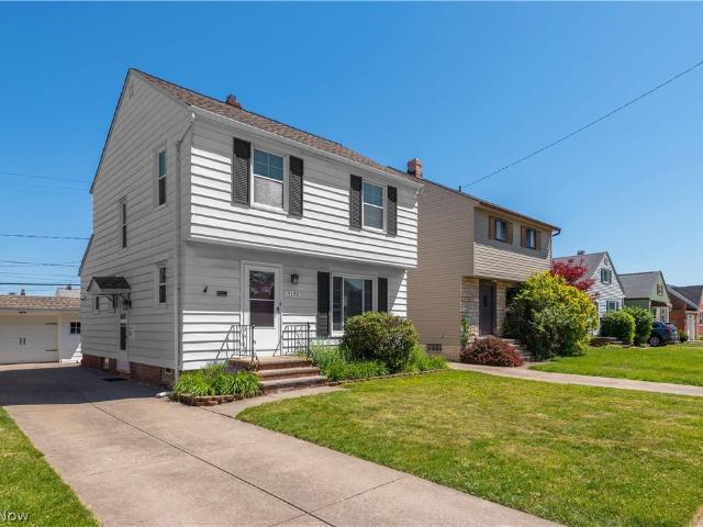 3122 Parklane Drive