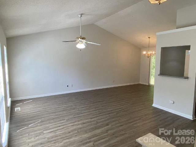 3122 Periwinkle Court