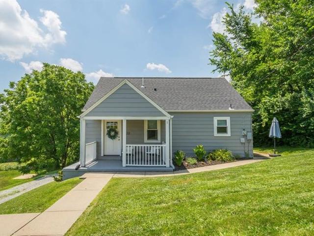 3122 Southern Dr, South Park, PA 15129