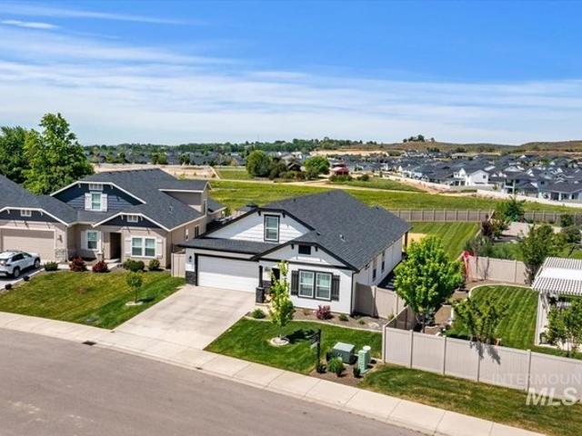 3123 N Greengate Way, Star, ID 83669