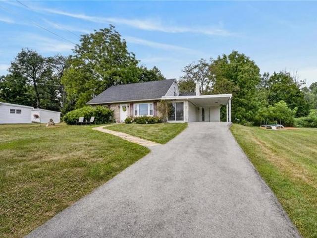3123 Orefield Rd, Allentown, PA 18104