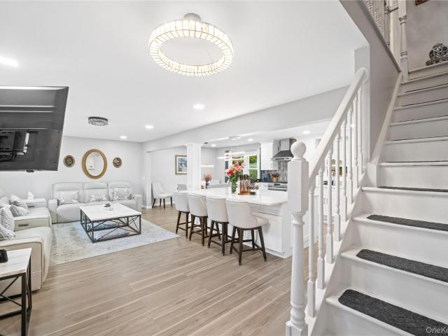 3123 Douglas Drive
