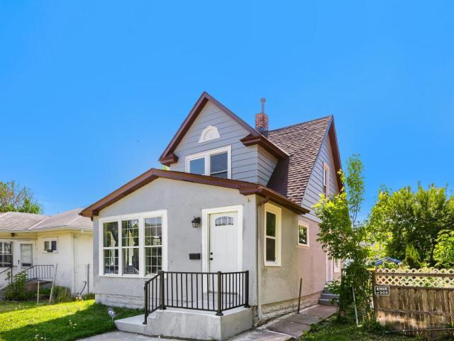 3123 Knox Avenue N