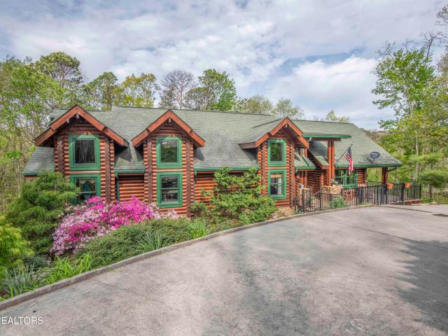 3123 Rocking Chair Lane