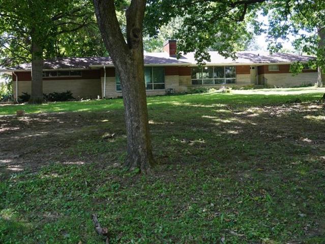 3123 W Fairview Rd, Greenwood, IN 46142