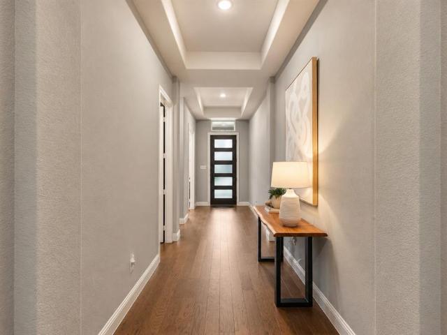 3123 Warwick Trail