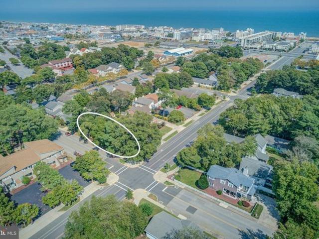 312 141st St, Ocean City, MD 21842