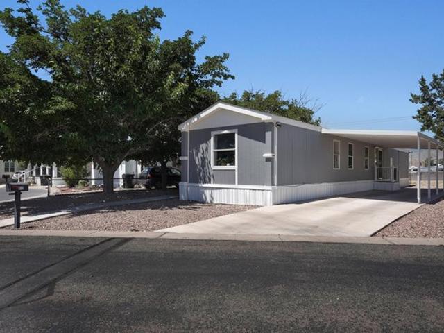 312 Coyote Ln SE, Albuquerque, NM 87123
