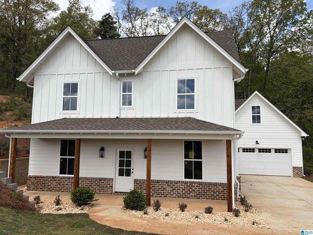 312 Cornwall Dr, Alabaster, AL 35114