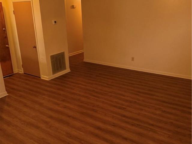 312 Chautauqua AVE