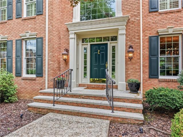 312 Aberdeen Lane