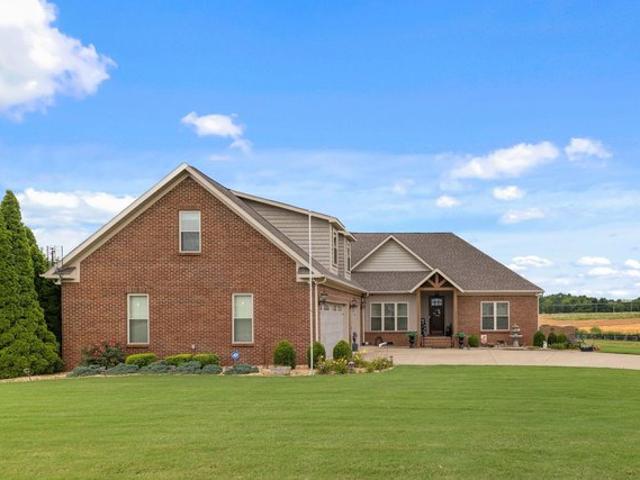 312 Briarwood Dr, Killen, AL 35645