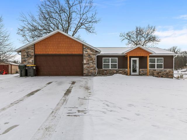 312 Brooke Circle