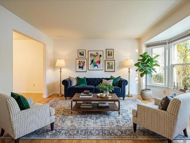 312 Burr Oak Drive