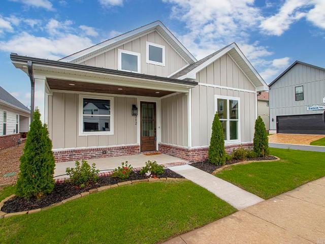 312 Gardens Lane