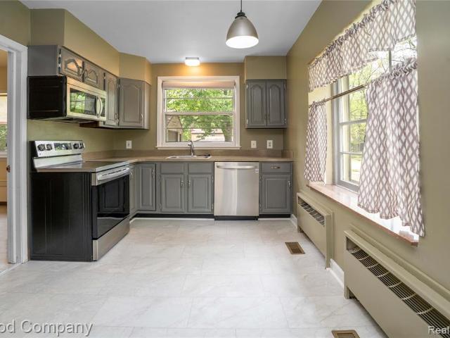 312 Dover Road