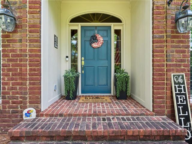 312 Dogwood Trail