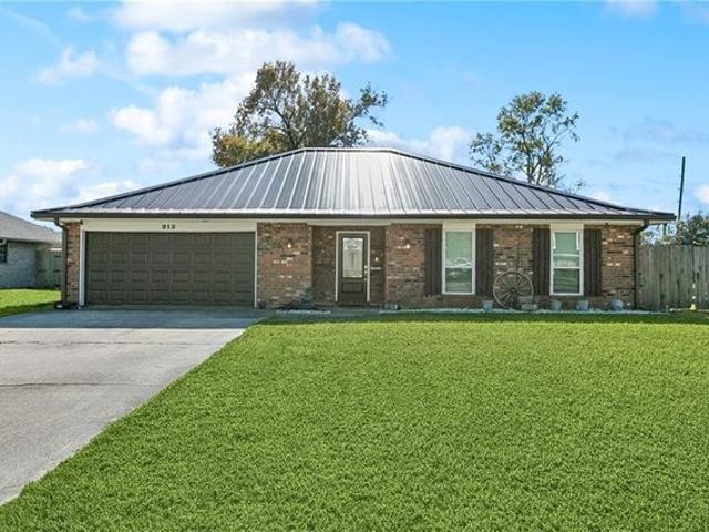 312 Devon Rd, Laplace, LA 70068