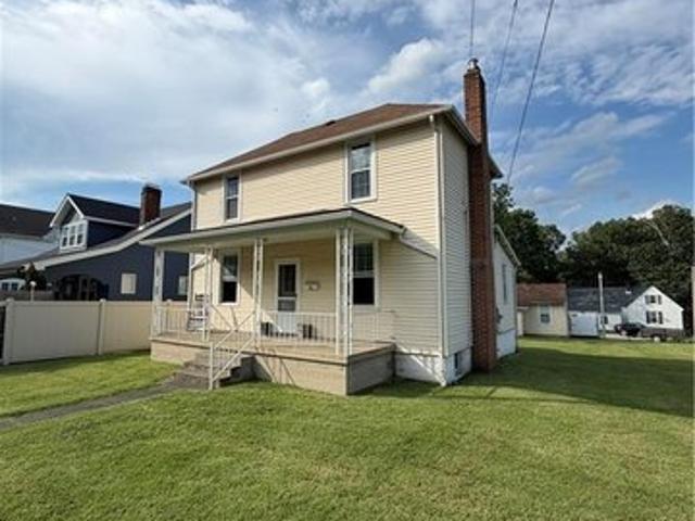 312 E Georgia Ave, Connellsville, PA 15425