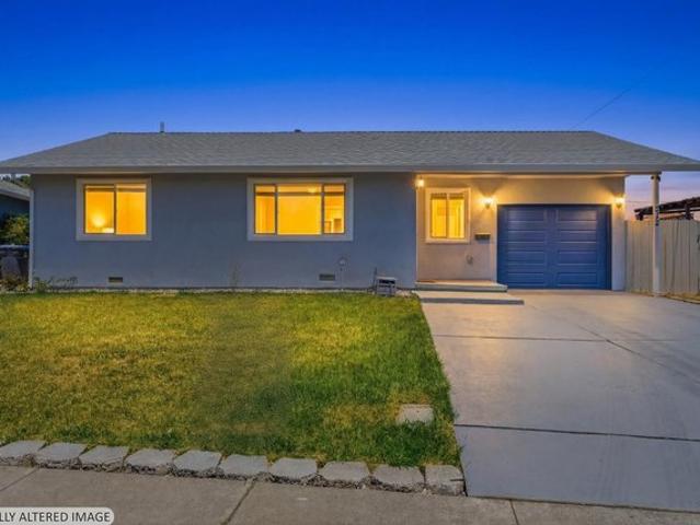 312 E Kentucky St, Fairfield, CA 94533
