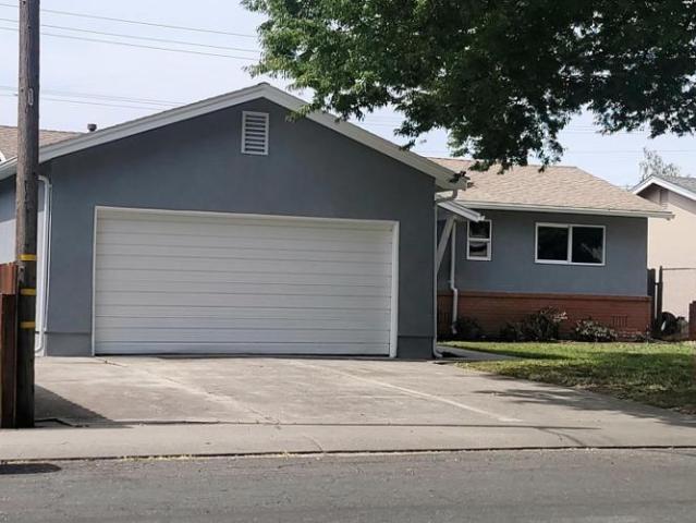 312 E Loretta Ave, Stockton, CA 95207