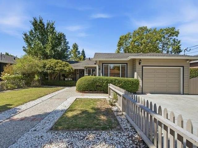 312 E Oakwood Blvd, Redwood City, CA 94061