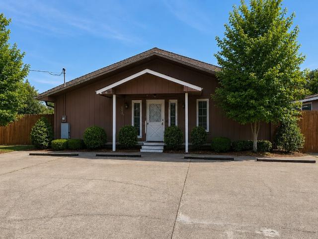 312 Elizabeth Street