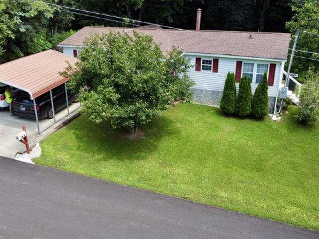 312 Finley Dr, Lenoir City, TN 37771