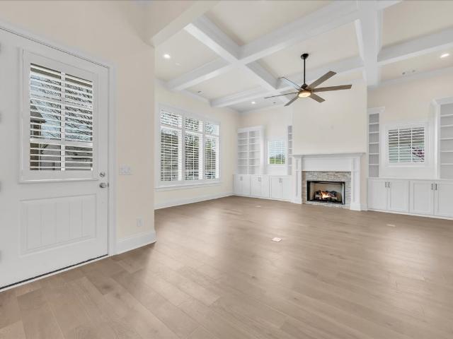 312 Flag Court
