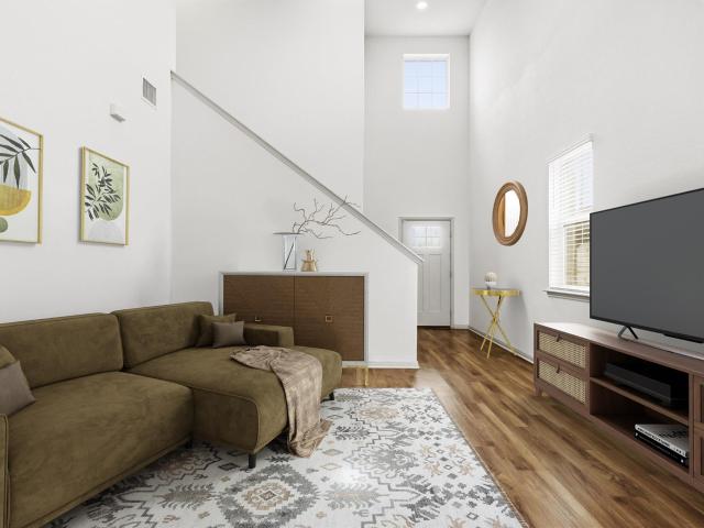 312 Frederick Dr