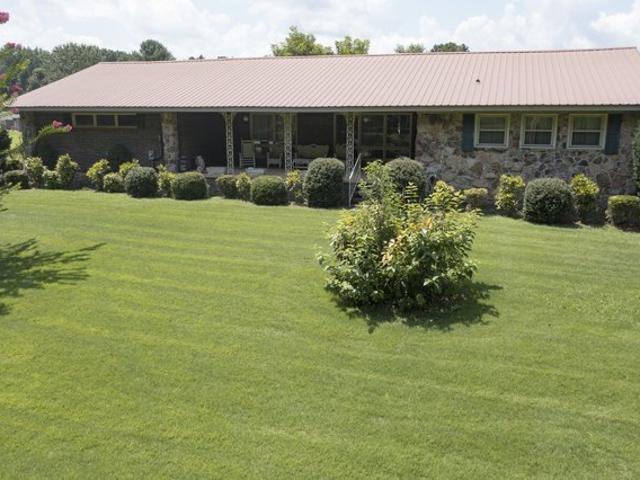 312 Harris Chapel Rd, Estill Springs, TN 37330