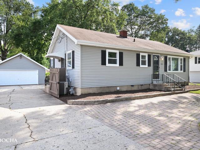 312 Oak Street