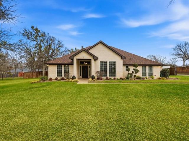 312 Lakeside Oaks Cir, Lakeside, TX 76135