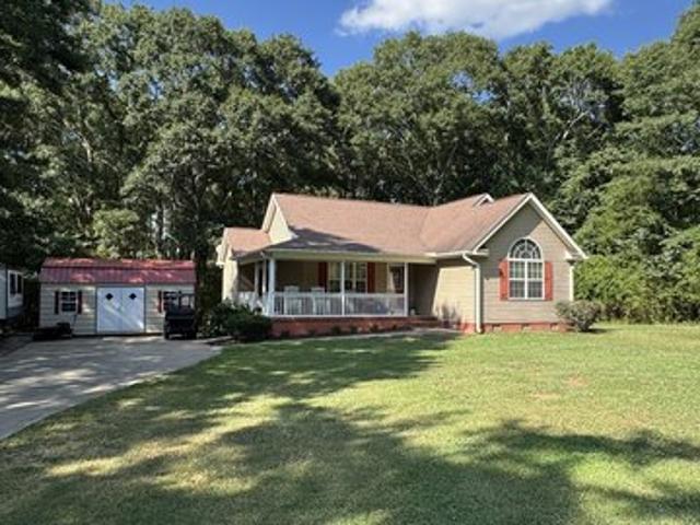 312 Lecroy Ln, Hartwell, GA 30643