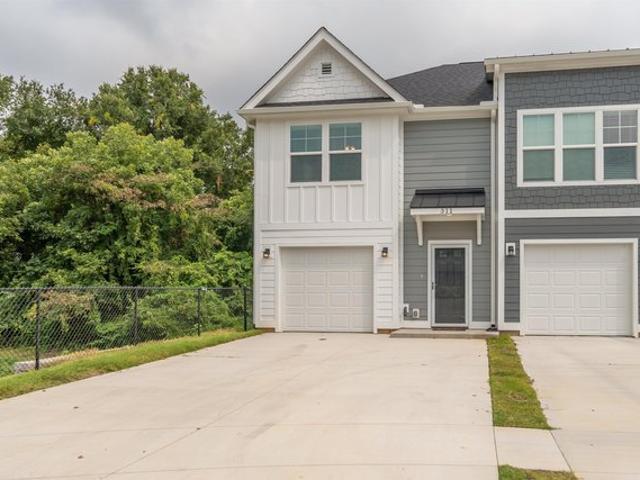 312 Lion Heart Ln, Greer, SC 29651
