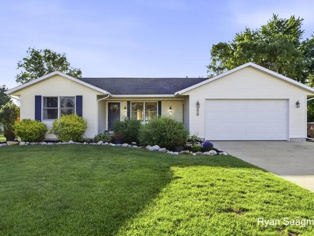 312 Maizie Ln, Sparta, MI 49345