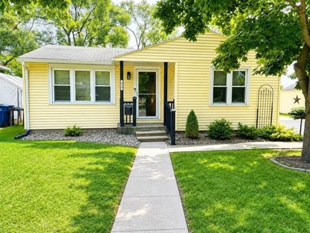 312 Marquette Ave, Bay City, MI 48706
